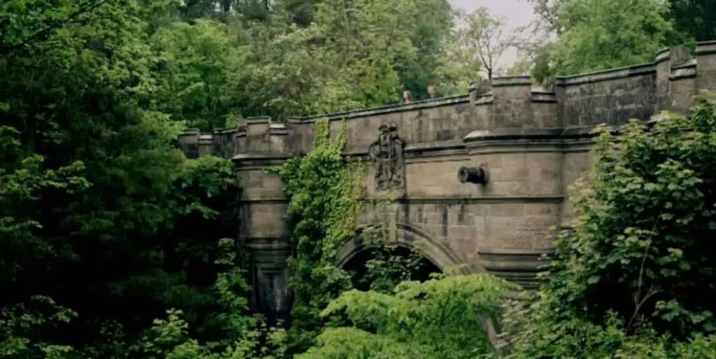 Why Have So Many Dogs Leaped off a Scottish Bridge?